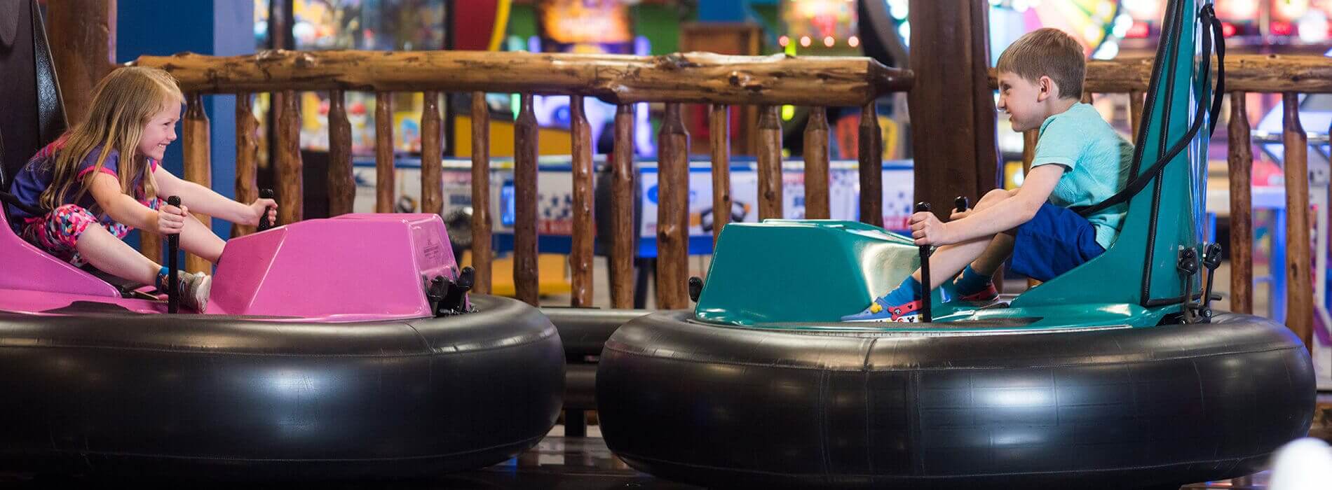 Rides - KNUCKLEHEADS * TRAMPOLINE PARK * RIDES * BOWLING Indoor Rides