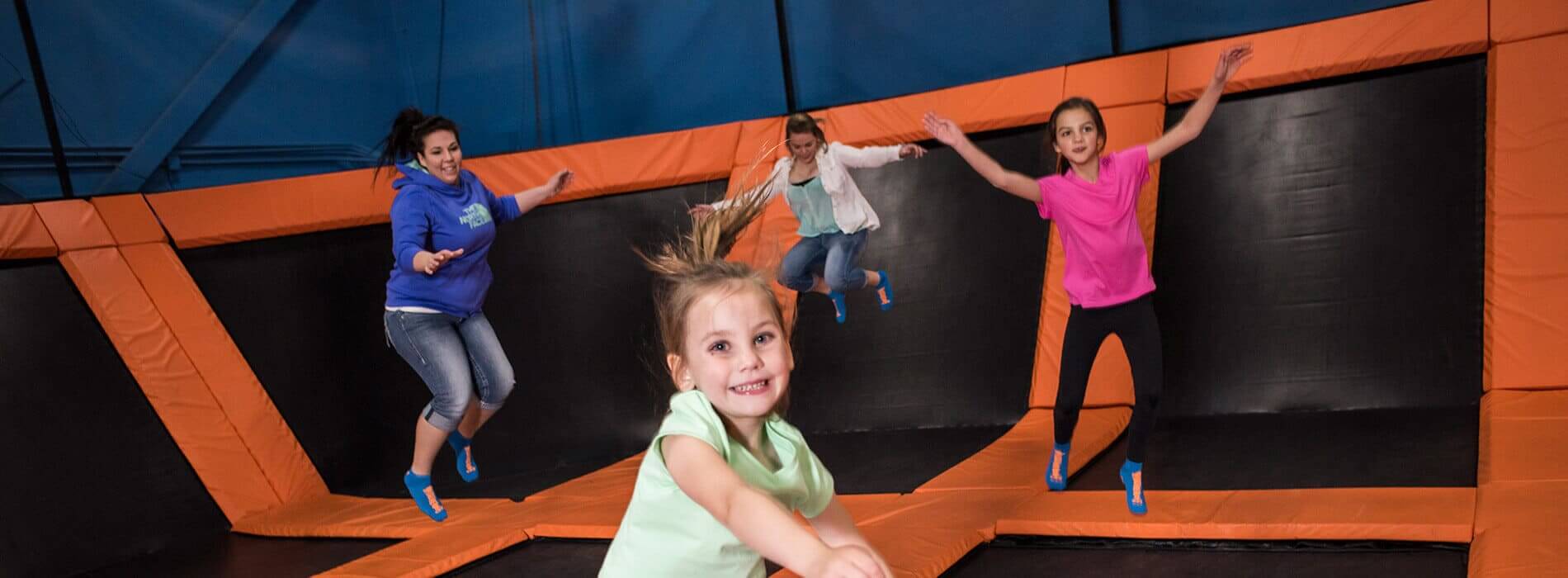 Knuckleheads - Wisconsin Dells Indoor Trampoline Park
